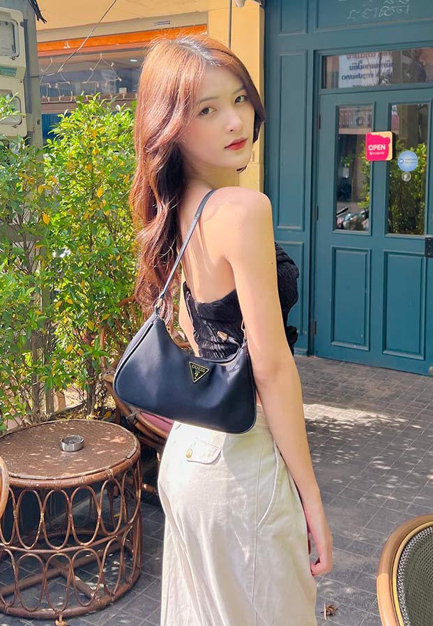 Chanthida เน็ตไอดอลสาวสวย ออร่าฉ่ำ เสน่ห์ร้อนแรงเกินห้ามใจ